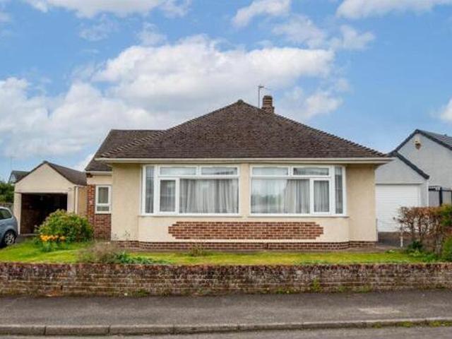 St. Annes Drive, Oldland Common, 3 Bedroom Detached