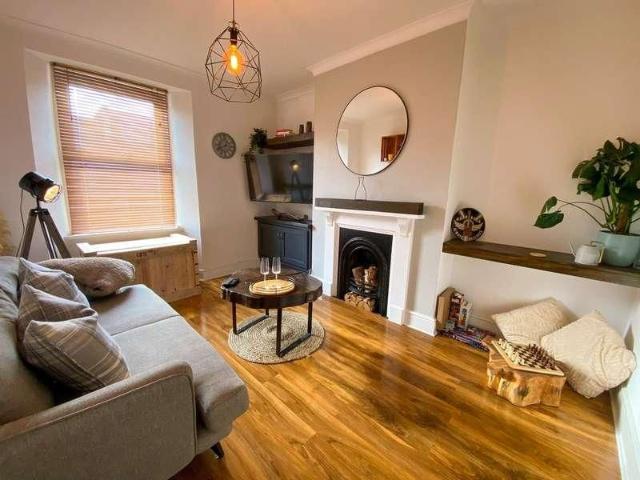St. Annes Road, Torquay, TQ1