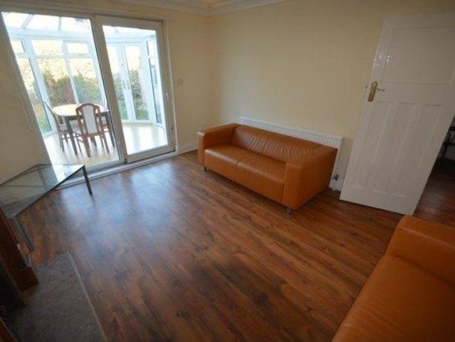 St. Annes Road 3 bed house share to rent £1,950 pcm £450 pw