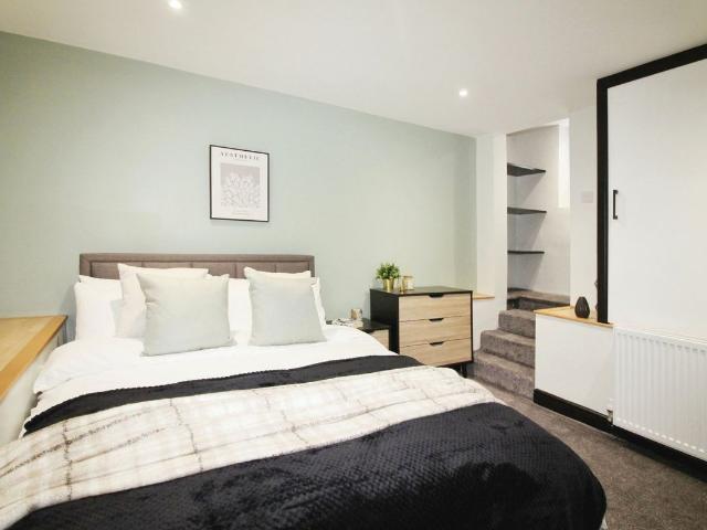St. Anns Avenue, Burley, Leeds, West Yorkshire LS4, Room to rent, £600 pcm | PrimeLocation