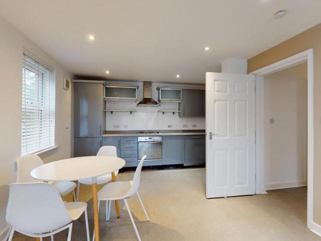 St Ann's Court, Leeds LS5 2 bed house to rent £1,560 pcm £360 pw