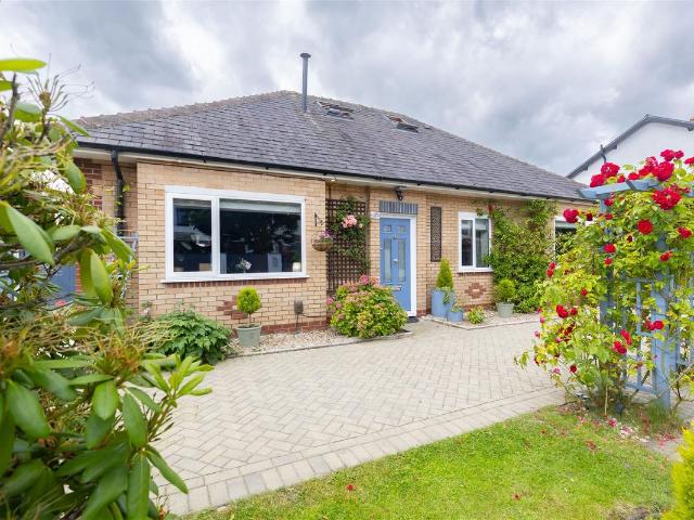 St. Andrews Avenue, Ashton On Ribble, Preston PR2, 4 bed detached bungalow to rent, £1,995 pcm | PrimeLocation