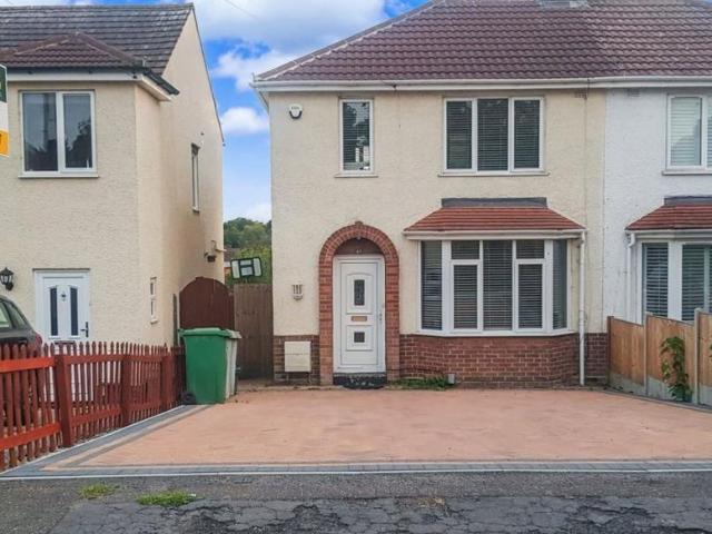 St. Andrews Avenue, Colchester CO4, 3 bed property to rent, £1,450 pcm | PrimeLocation