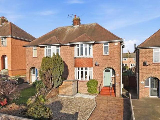 St Andrews Avenue, Colchester, 3 Bedroom Semi detached