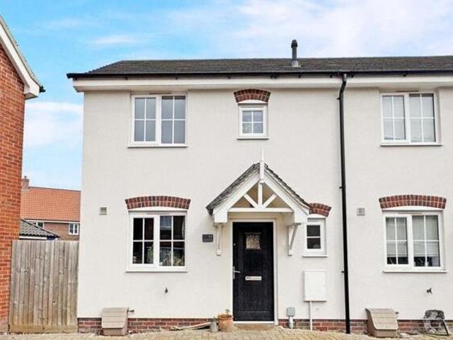 St Andrews Close, Alresford, 2 Bedroom Semi detached
