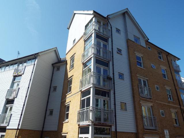 St. Andrews Close, Canterbury CT1, 2 bed flat to rent, £1,400 pcm | PrimeLocation