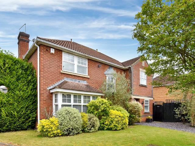 St. Andrews Gardens, Cobham, Surrey KT11, 4 bed detached house to rent, £4,750 pcm | PrimeLocation