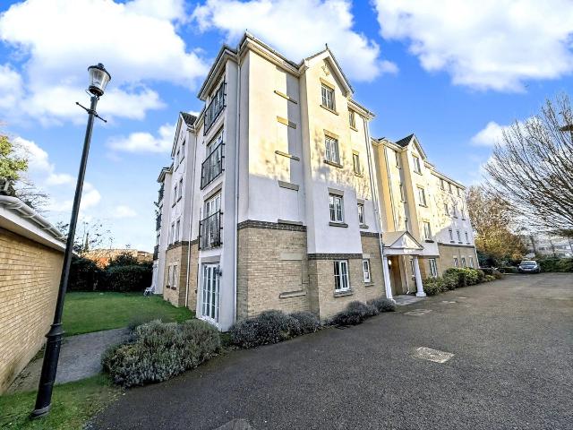 St. Andrews Gate, Heathside Road, Woking GU22, 2 bed flat to rent, £1,625 pcm | PrimeLocation