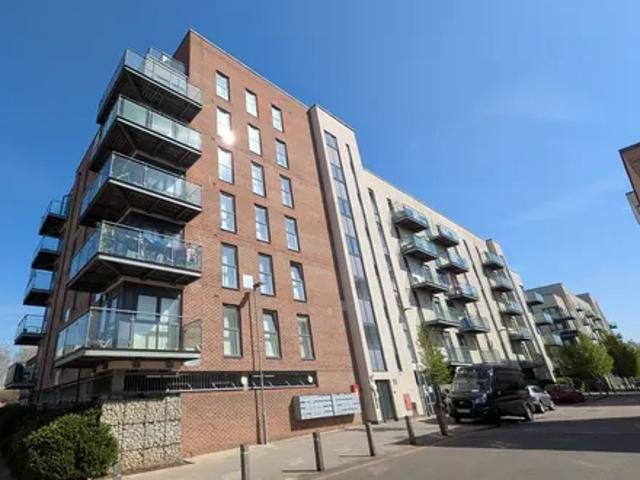 St Andrews House, 43 Campus Avenue, London, RM8 2GN, United Kingdom | 2 bed house for rent #167258226 | Rentberry