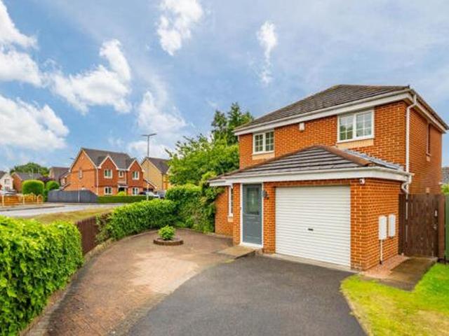St Andrews Place, Normanton, 3 Bedroom Detached