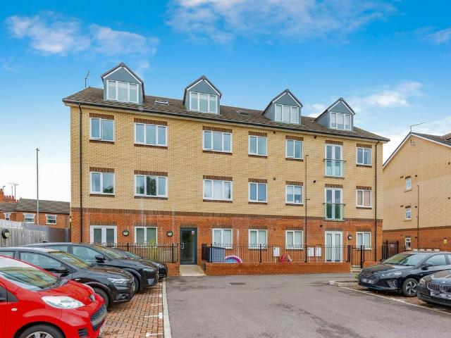 St. Andrews Road, Northampton NN2, 2 bed flat to rent, £1,100 pcm | PrimeLocation