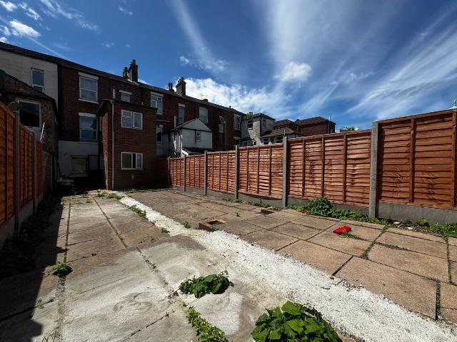 St. Andrews Road, Southampton SO14, 1 bed flat to rent, £1,000 pcm | PrimeLocation