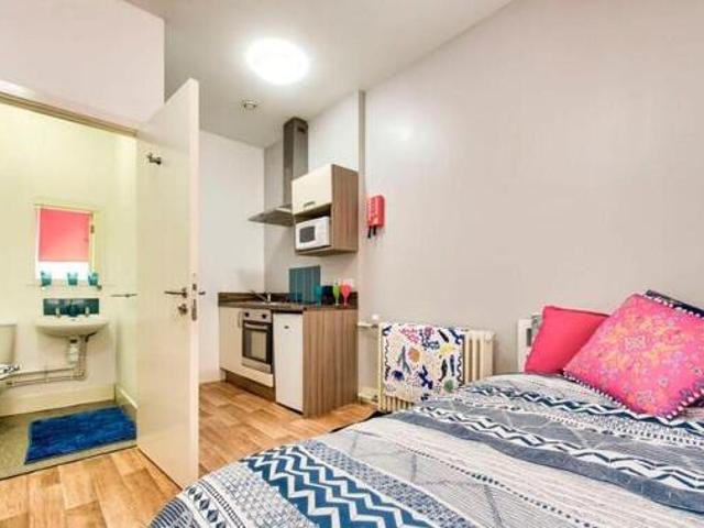 St. Andrews Street, Glasgow, Studio Flat For