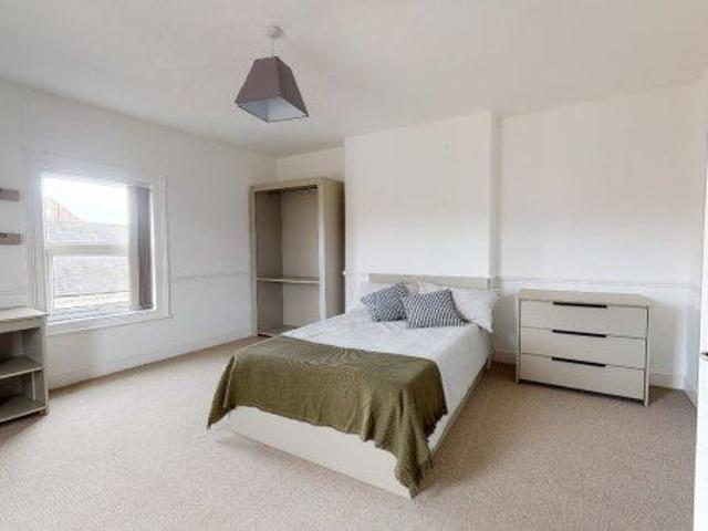 St Andrews Street, Lincoln, Lincolnshire LN5, 6 bed shared accommodation to rent, £455 pppm | PrimeLocation