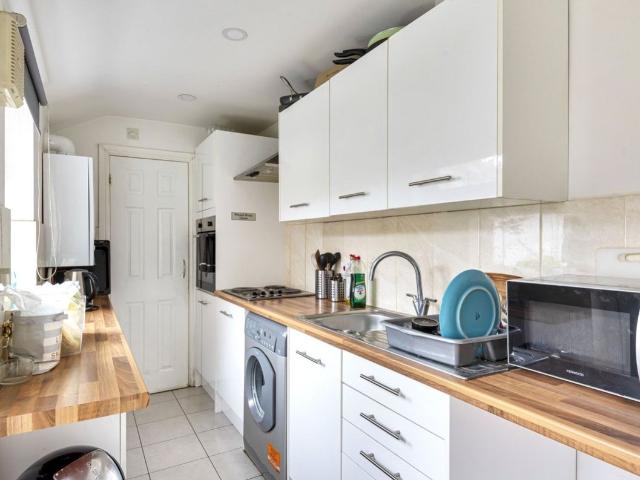 St Andrews Street, Lincoln, Lincolnshire LN5, Room to rent, £368 pcm | PrimeLocation