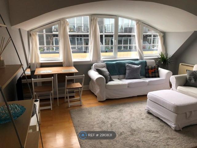 St Andrews Square, Glasgow G1, 1 bed flat to rent, £950 pcm | PrimeLocation