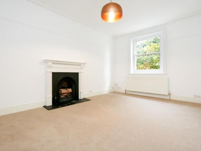 St Andrews Square, Surbiton, KT6