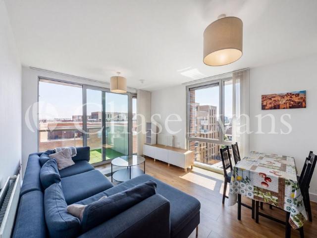 St Andrews, 41 Devons Road, St. 2 bed flat to rent £2,400 pcm £554 pw