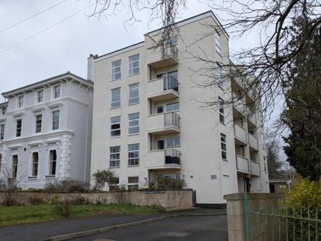St Arvans Court, Evesham Road, 2 Bedroom Flat