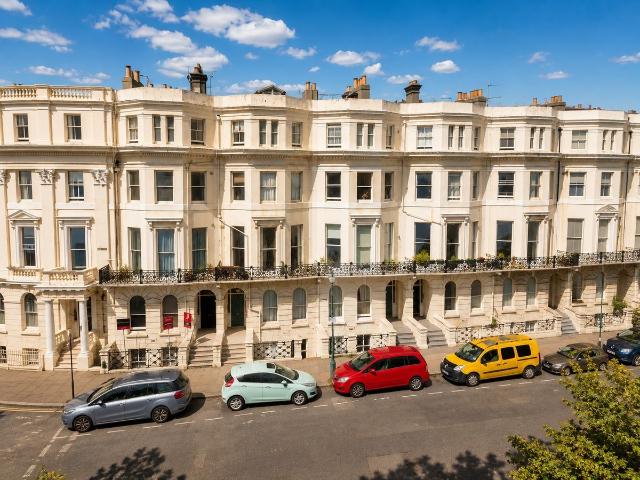 St Aubyns, Hove BN3, 2 bed flat to rent, £2,250 pcm | PrimeLocation
