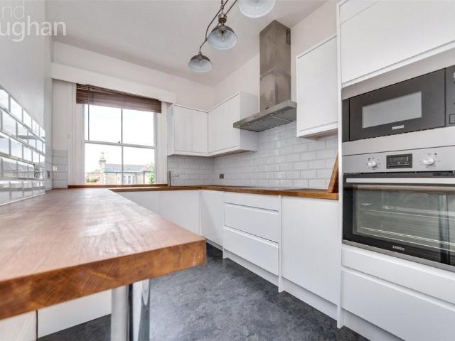 St Aubyns, Hove, East Sussex, BN3 1 bed flat to rent £1,350 pcm £312 pw