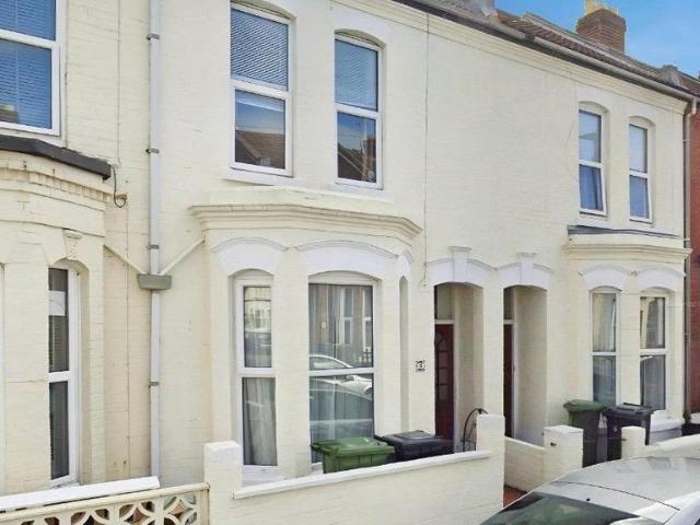 St. Augustine Road, Hampshire PO4 4 bed terraced house to rent £2,150 pcm £496 pw