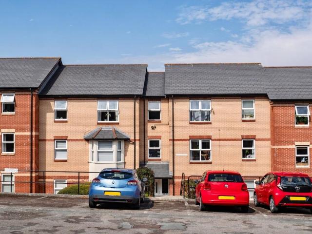 St Augustines Road, Penarth CF64, 2 bed flat to rent, £950 pcm | PrimeLocation
