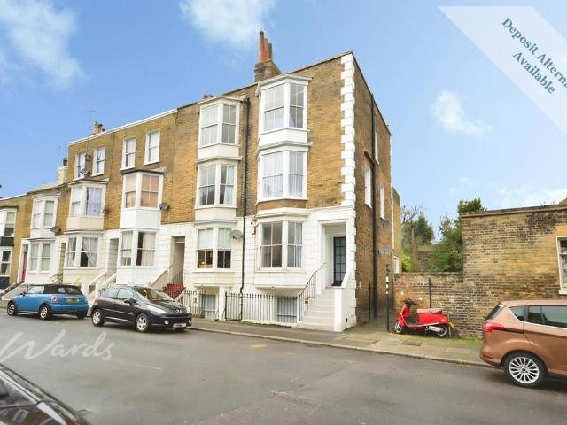 St. Augustines Road Ramsgate CT11 2 bed maisonette to rent £1,150 pcm £265 pw