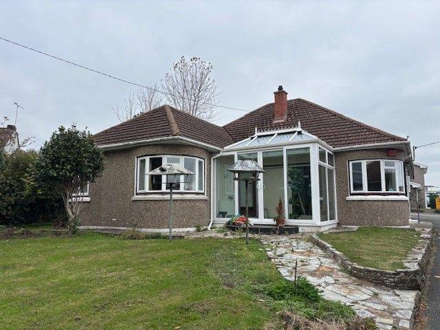 St. Austell Road, Par PL24, 3 bed detached bungalow to rent, £1,100 pcm | PrimeLocation