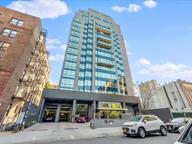 St Ave Apt A, Forest Hills, Condo For Sale