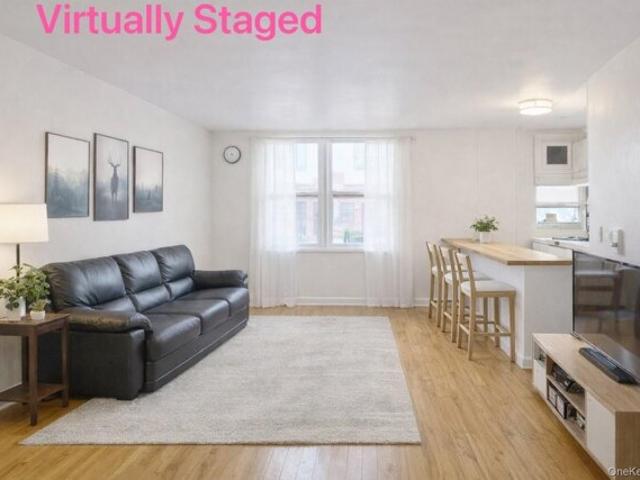 St Ave Apt A, Flushing, Property For Sale