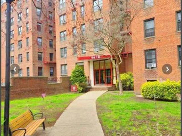St Ave Apt G, Flushing, Property For Sale