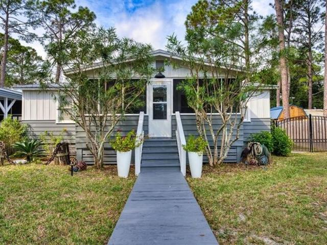 St Ave, Apalachicola, Home For Sale