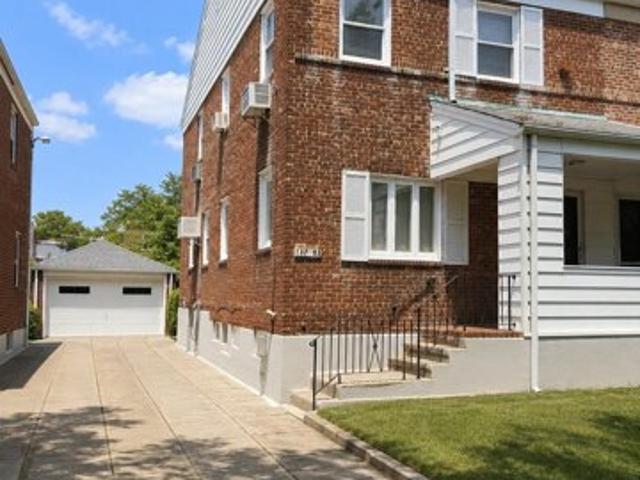 St Ave, Kew Gardens Hills, Home For Sale