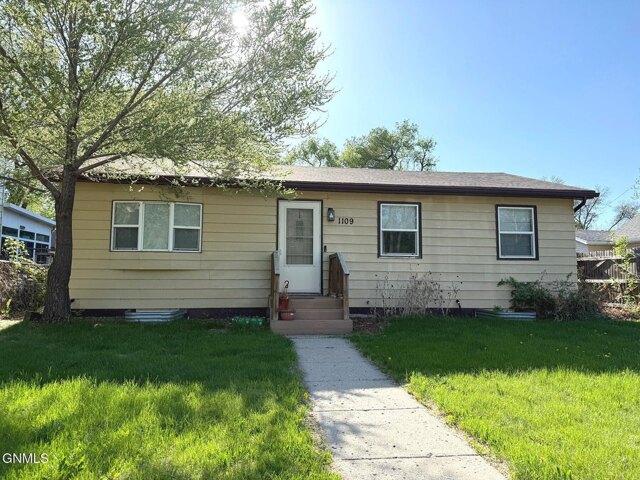 St Ave N, Jamestown, Home For Sale