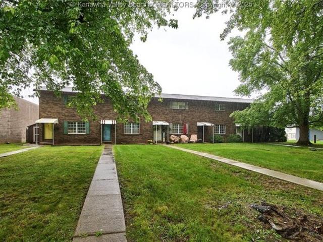 St Ave, South Charleston, Home For Sale