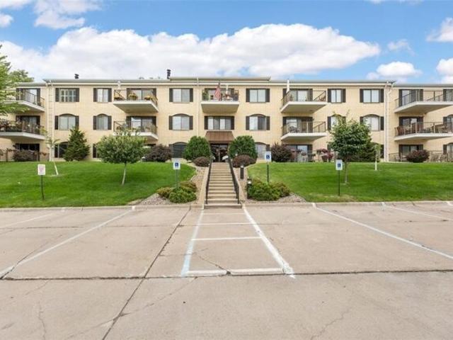 St Ave Se Apt,cedar Rapids, Condo For Sale