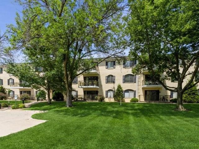 St Ave Se Apt,cedar Rapids, Condo For Sale