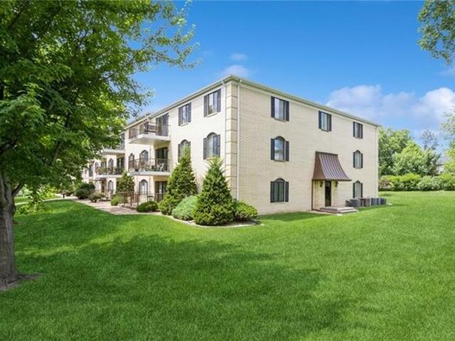 St Ave Se Apt,cedar Rapids, Condo For Sale
