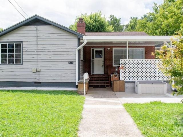 St Ave W, Hendersonville, Home For Sale