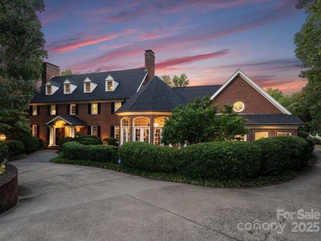 St Avenue Dr Nw, Hickory, Home For Sale