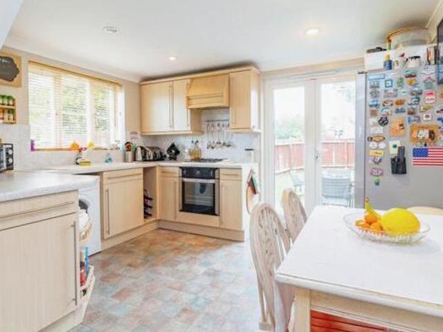 St. Bartholomews, Milton Keynes, 3 Bedroom Semi detached
