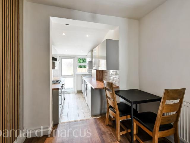 St. Barnabas Road, Mitcham
