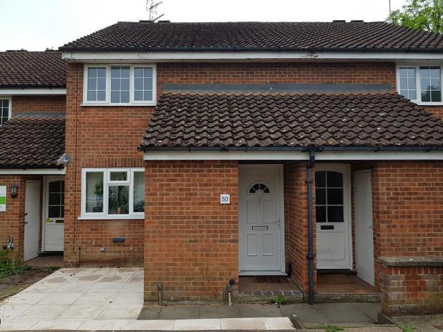 St Bedes Gardens, Cambridge CB1 1 bed apartment to rent £1,275 pcm £294 pw