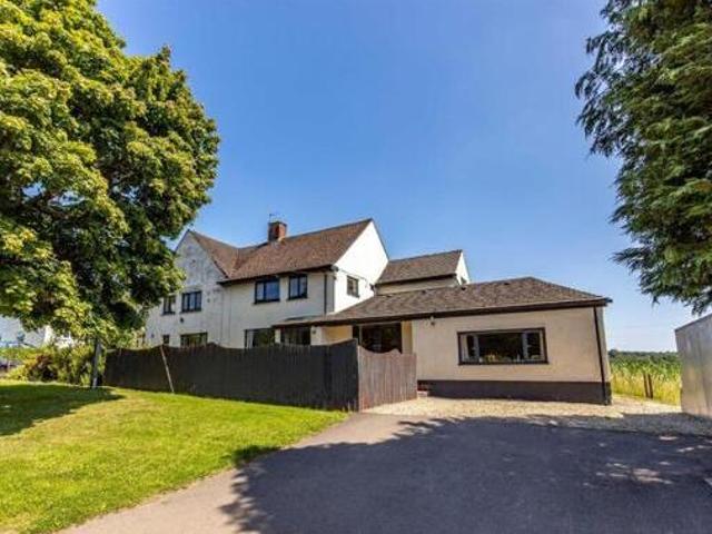 St. Brides Super Ely, St. Brides Place, Near Peterston Super Ely, 4 Bedroom Semi detached
