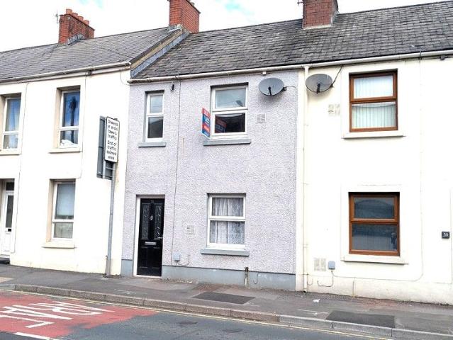 St Catherine Street, Carmarthen, Carmarthenshire. SA31, 2 bed terraced house to rent, £750 pcm | PrimeLocation