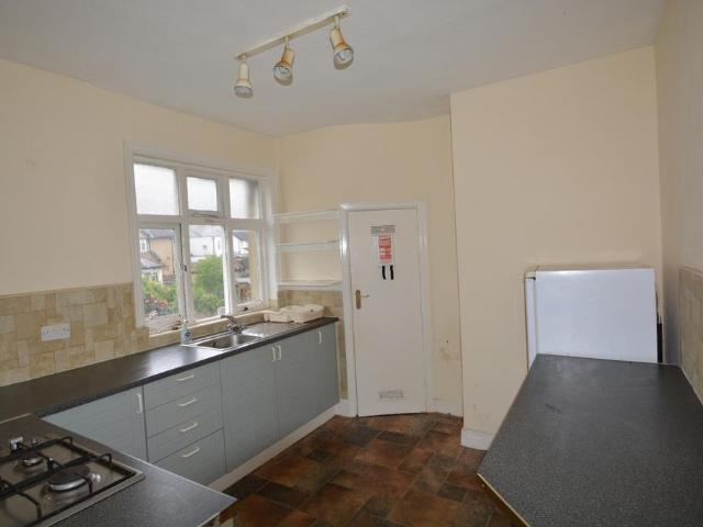 St. Chads Drive, Leeds LS6 3 bed house to rent £1,690 pcm £390 pw