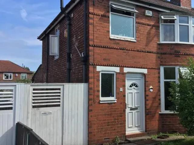 St Chad's Road, Manchester, M20 4WH, United Kingdom | 3 bed duplex for rent #167776808 | Rentberry