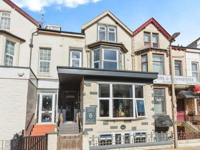 St. Chads Road, Blackpool, 9 Bedroom Terraced