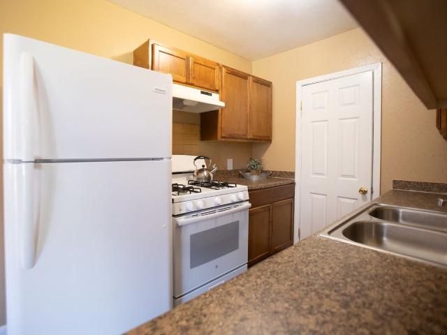 St. Charles Place Studio Apartment for Rent at 1090 S Charles St, Lewisville, TX 75057